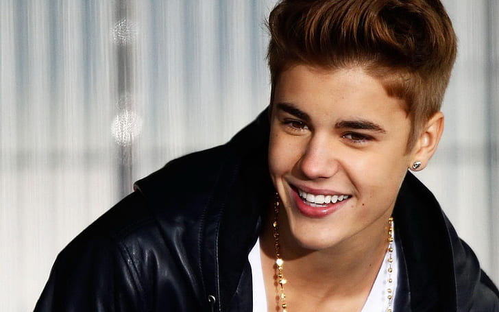 Justin Bieber Teeth: Braces, Veneers and His Full Smile Transformation