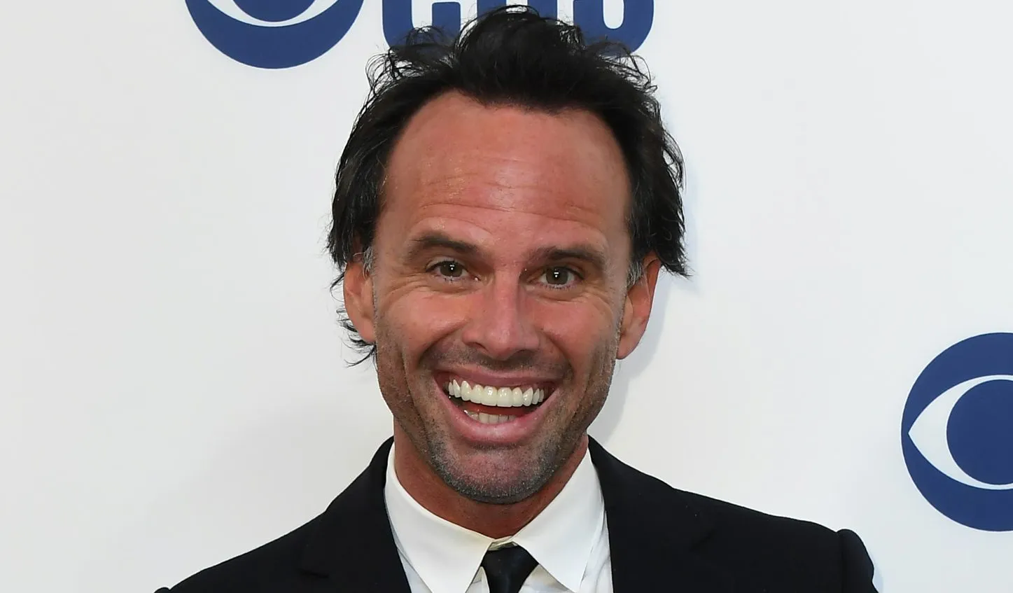 Walton Goggins’ Smile Transformation: Veneers, Dentures, and Hollywood ...