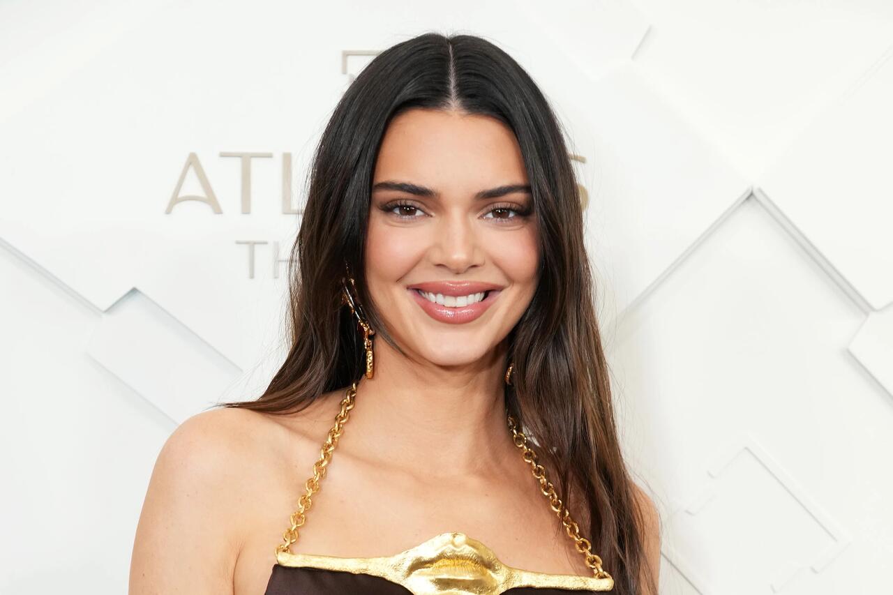 Kendall Jenner’s Smile Refinement: Veneers, Natural Beauty, and Model ...