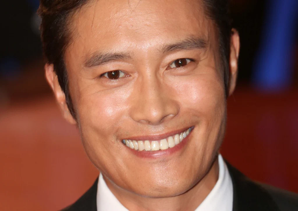 Lee Byung-hun Teeth Transformation