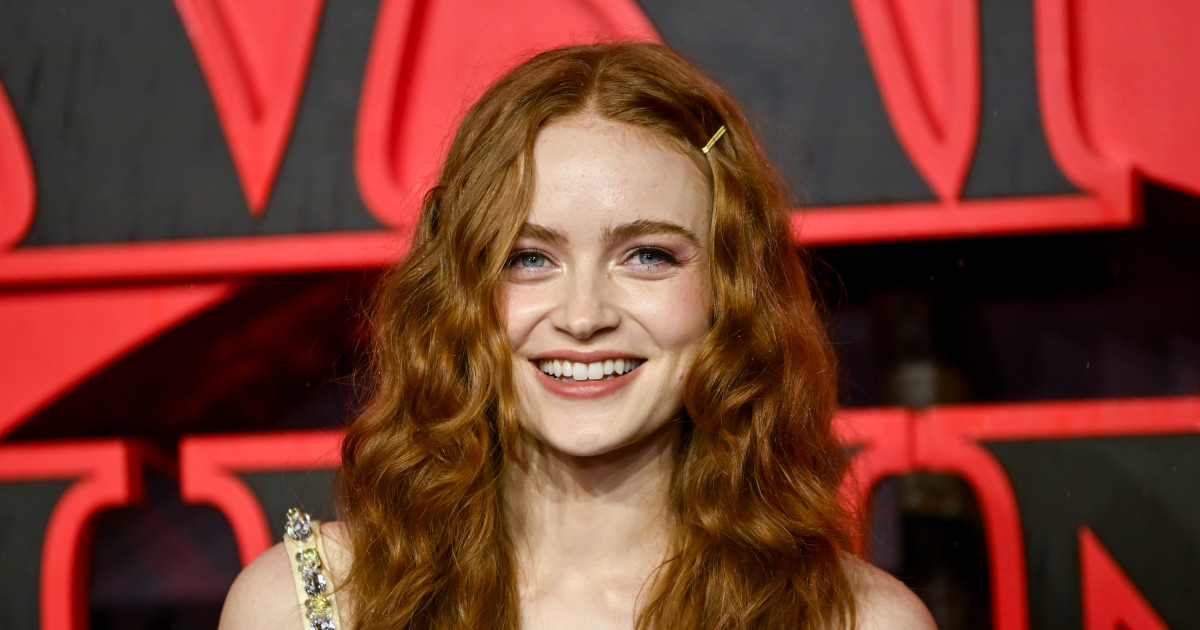 Sadie Sink Teeth Transformation: Before and After | DentPrime