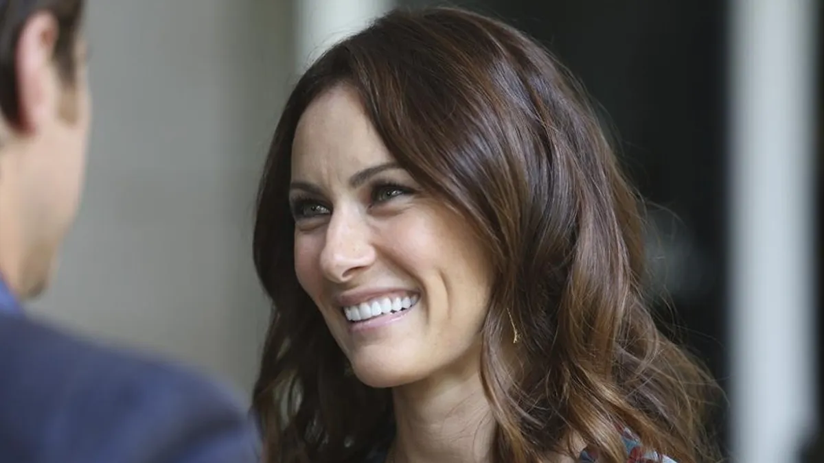 Laura Benanti Teeth Transformation Before and After